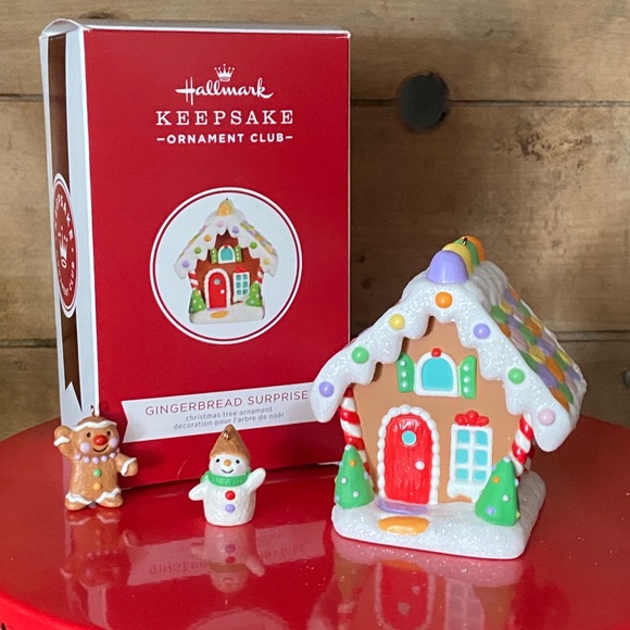 Hallmark | Holiday | Hallmark 220 Gingerbread Surprise | Poshmark